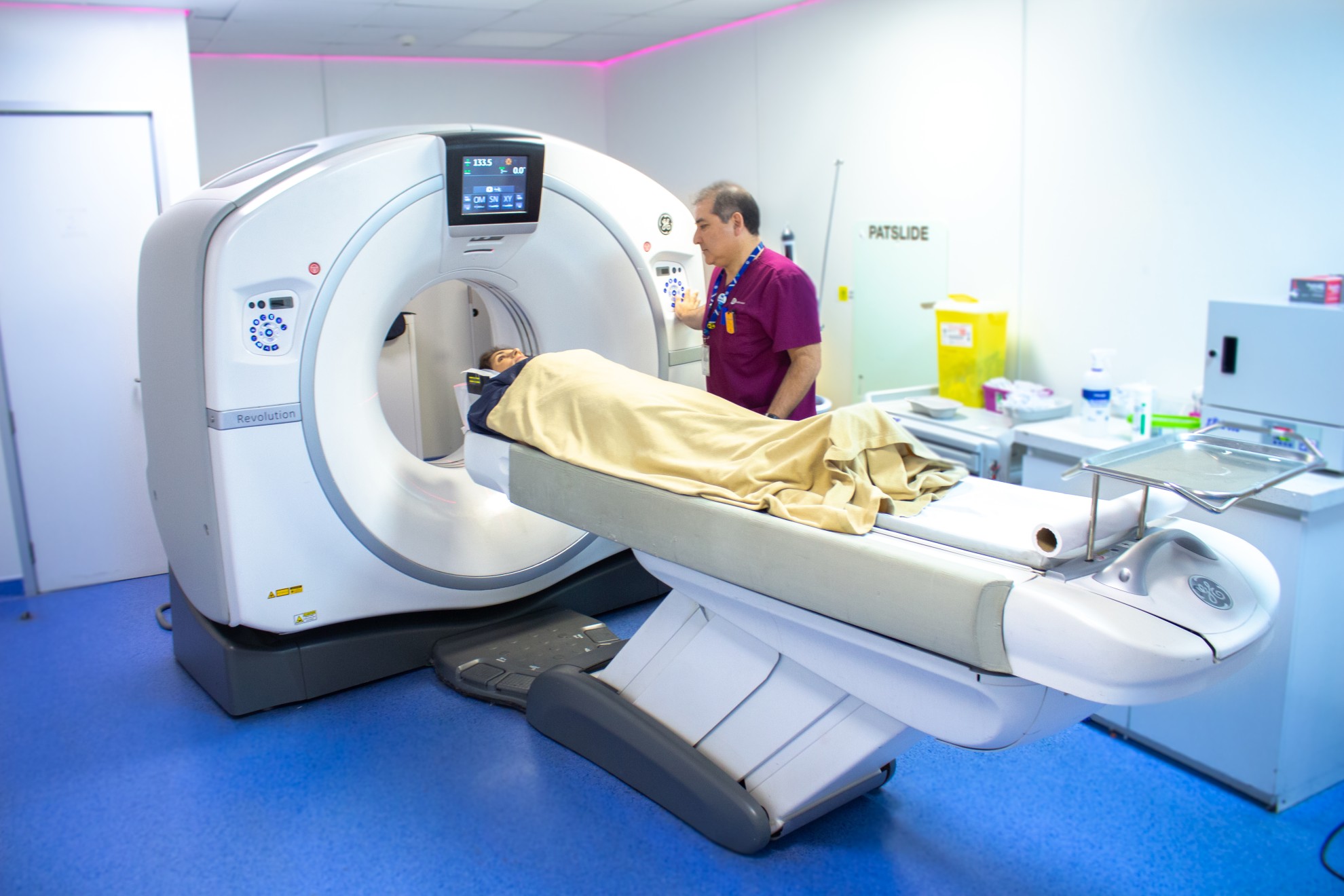 Resonancia Magnética, Escáner y PET-CT